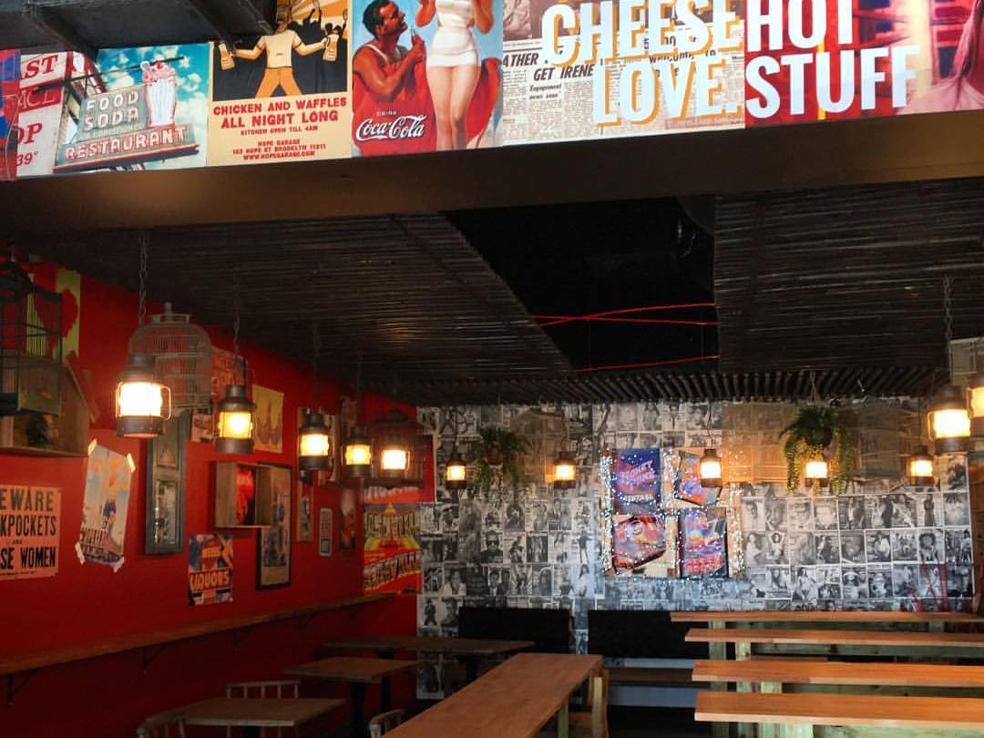 Cairns set to get a new fried chicken joint called Howlin' Jays