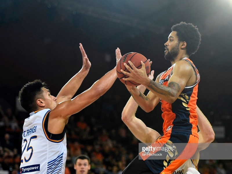 Taipans' spirits soar after breaking 14-game losing streak