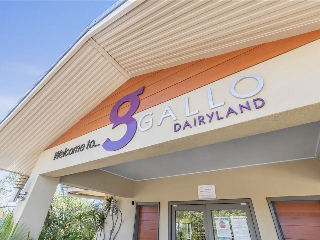 Gallo cheese and chocolate factory in Tablelands up for sale